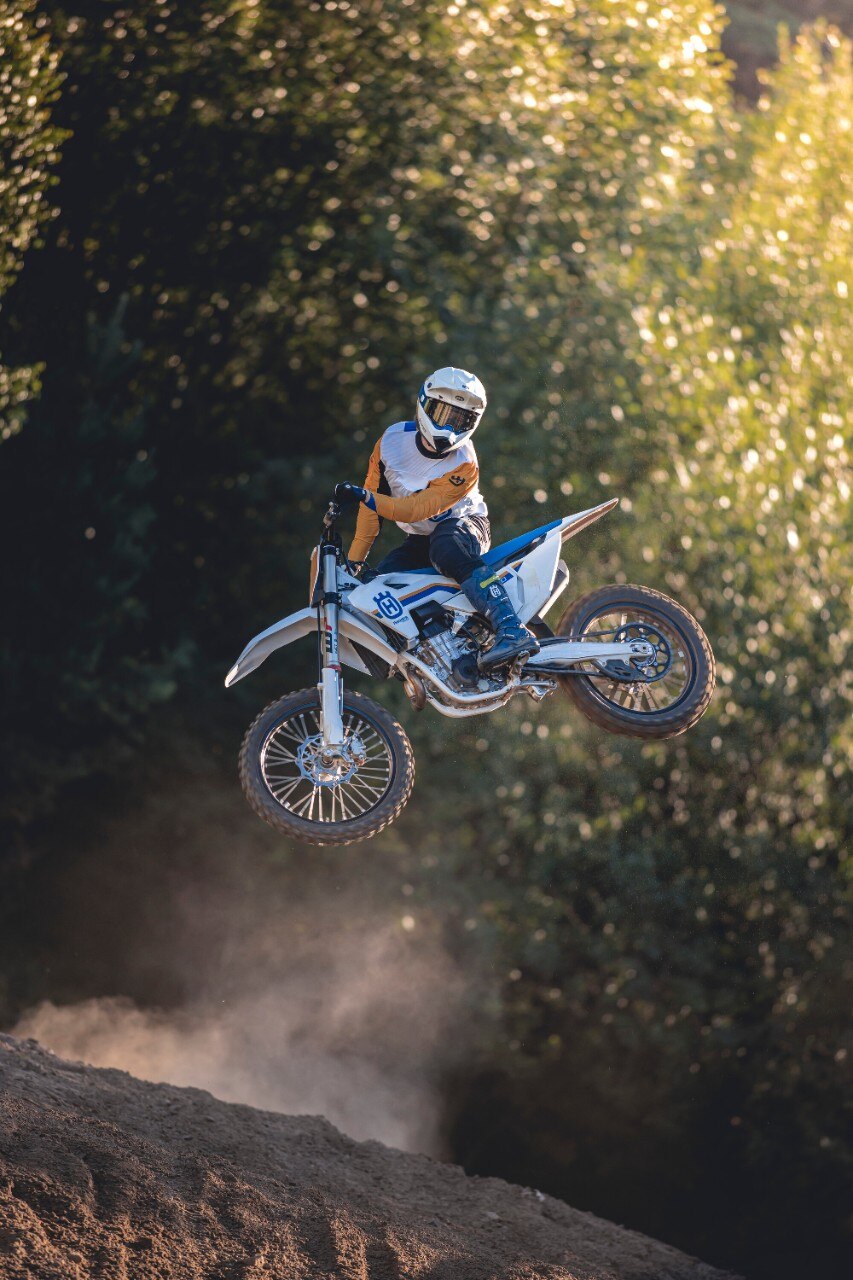Husqvarna Presenta La Gamma 2023 In Versione Heritage Xoffroad